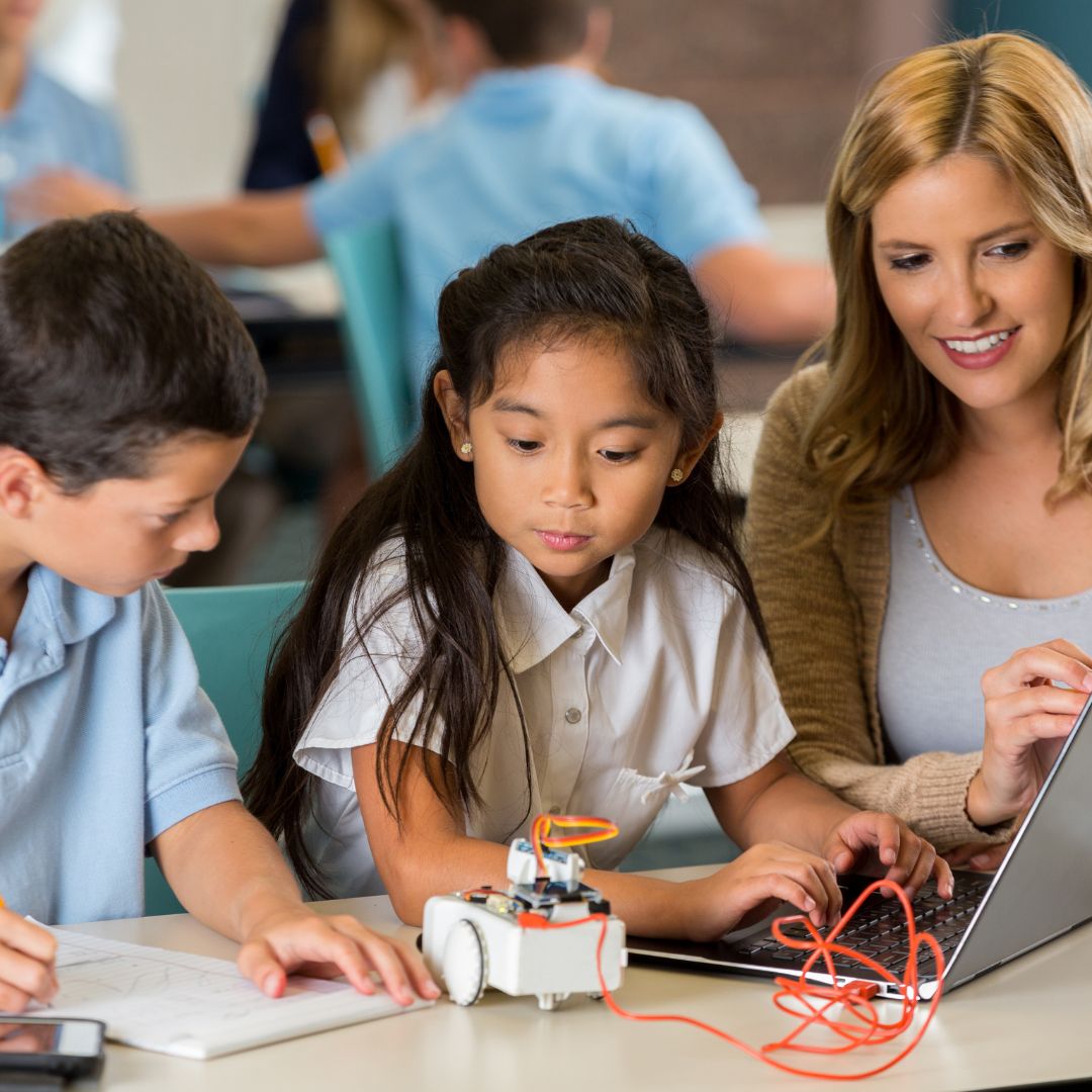 4 Advantages of Attending Private School - Ivy League Academy